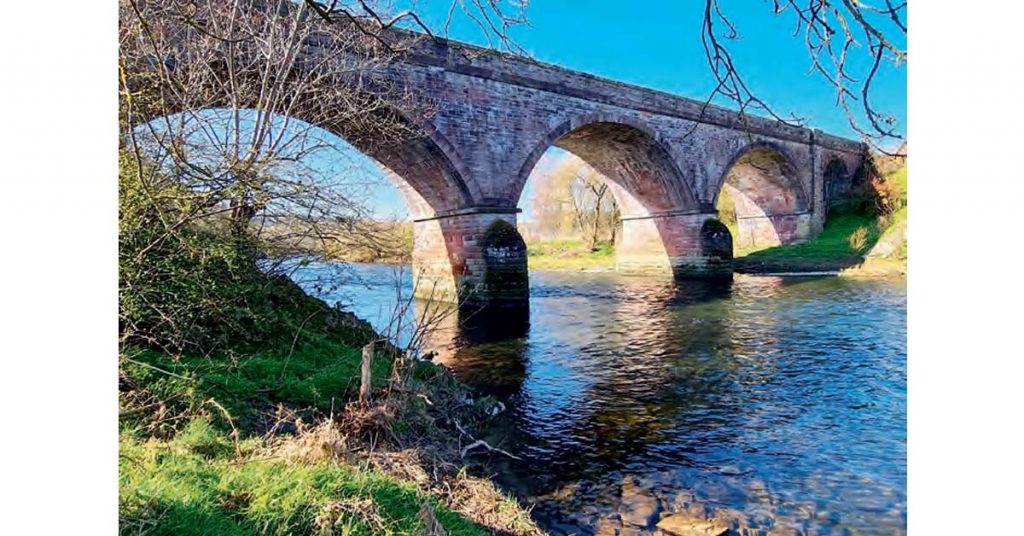 Grande-Bretagne. Le viaduc victorien de Redbridge bientôt rénové ...