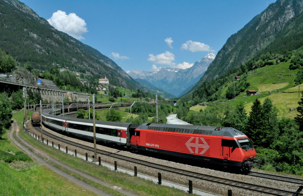 Rail 2000 à ZEB, de grands aménagements sur le réseau des CFF - Rail ...