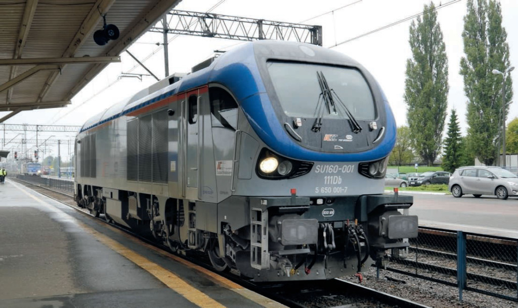 Pologne : Les SU 160 en service - Rail Passion
