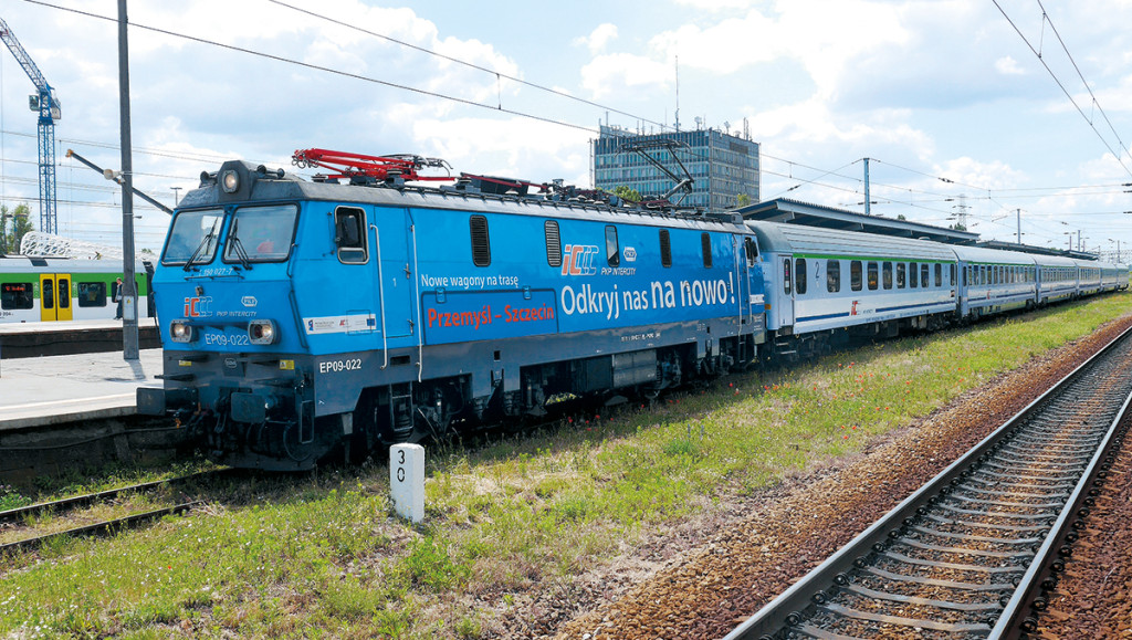 Pologne : PKP-ICCC va commander 20 locomotives électriques à Newag ...