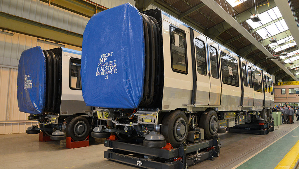 MP 14, les premières rames arrivent - Rail Passion