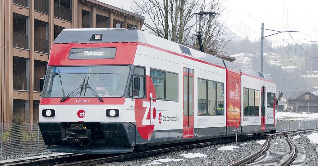 train-direct-IR-2925-Lucerne-Interlaken-Est - Rail Passion