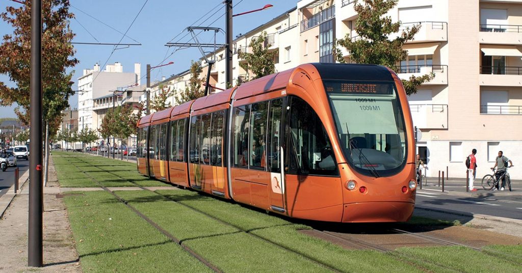 Le Mans allonge ses tramways - Rail Passion